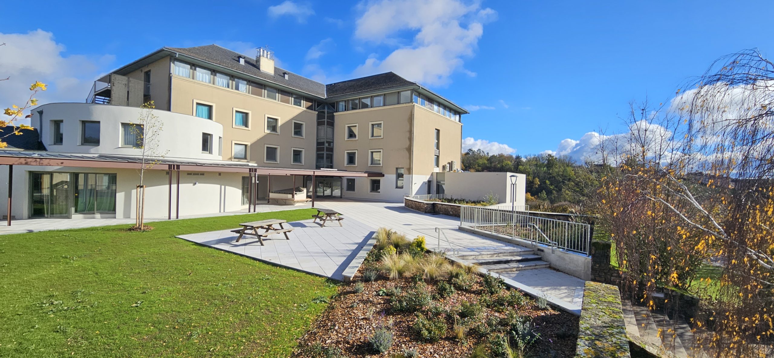CARNUS ENSEIGNEMENT SUPÉRIEUR - Aspect Occitanie